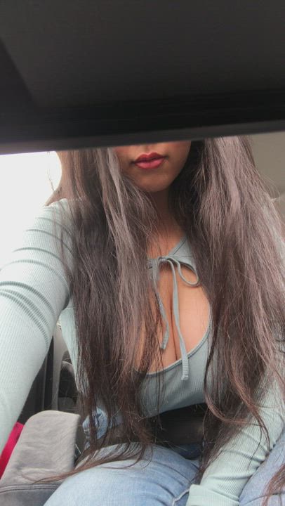 Public triggering~ 💕 | Scrolller