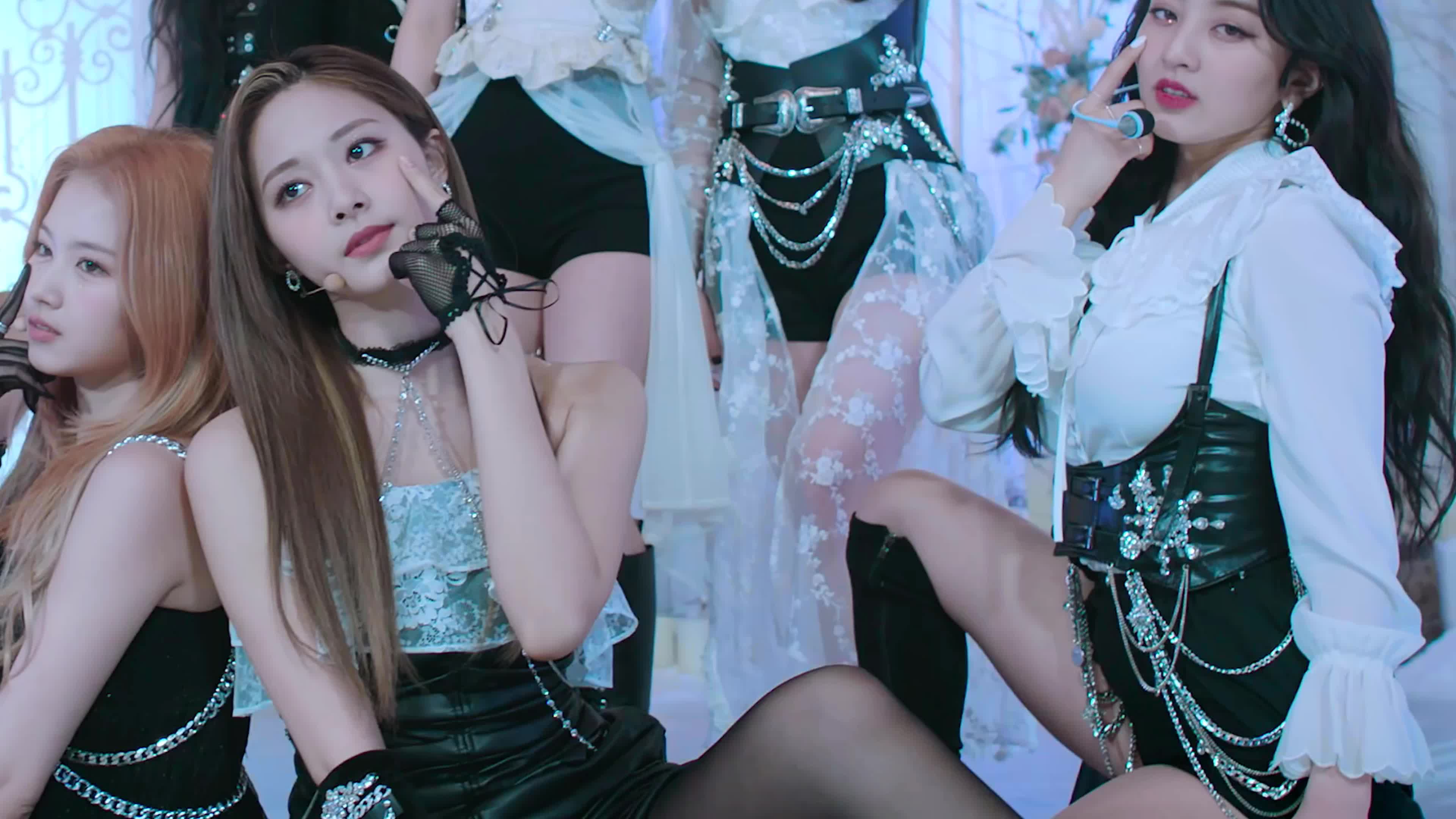 Sana & Tzuyu x Twice | Scrolller