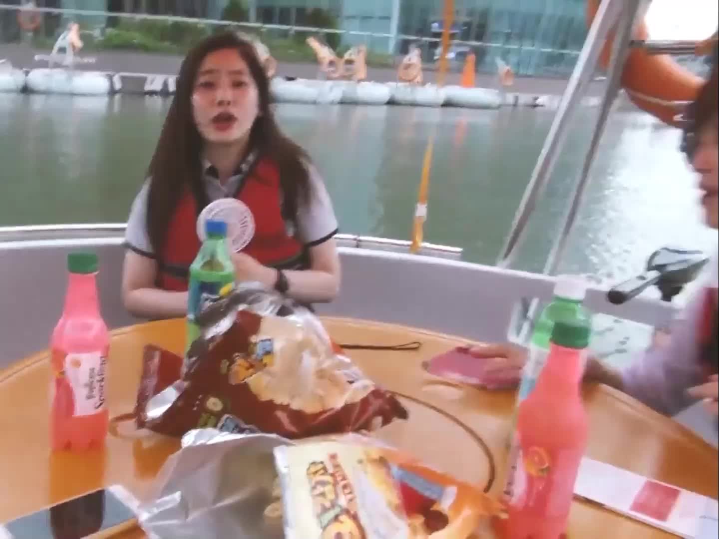 Dahyun and Jeongyeon are on a boat, who is the craziest? | Scrolller