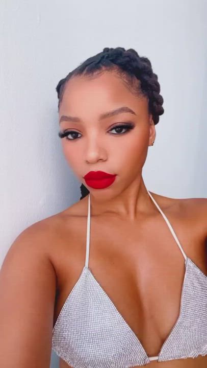 Chloe Bailey is the one | Scrolller