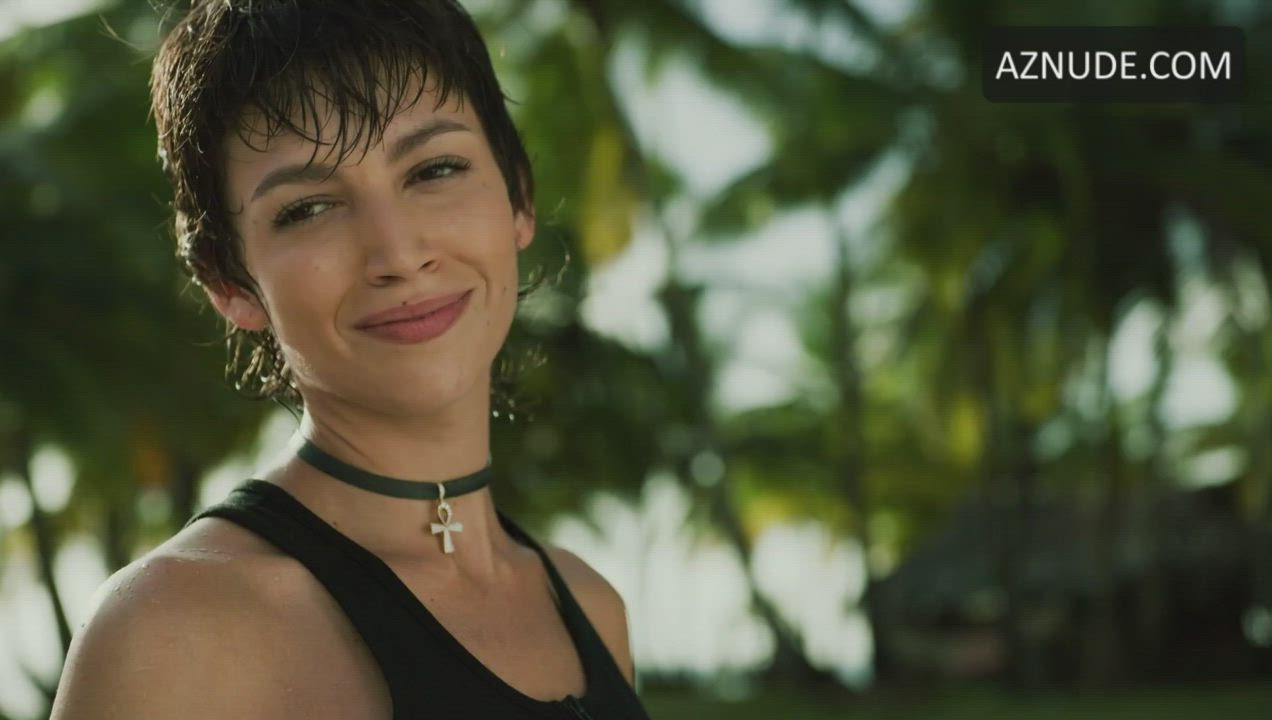 A small compilation of her hotness | Scrolller