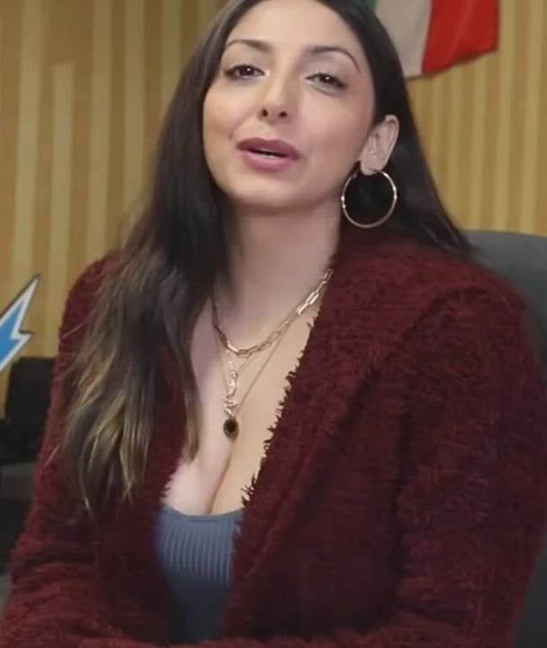 Tiff Blue Top 02 | Scrolller