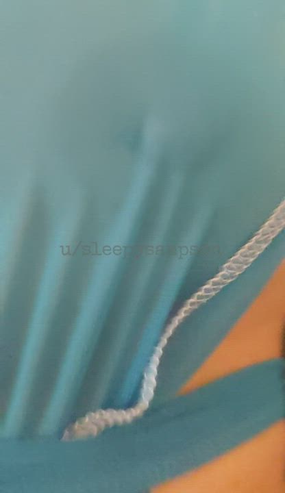 Making sure he can still get a good grip, with my collar on [oc] | Scrolller