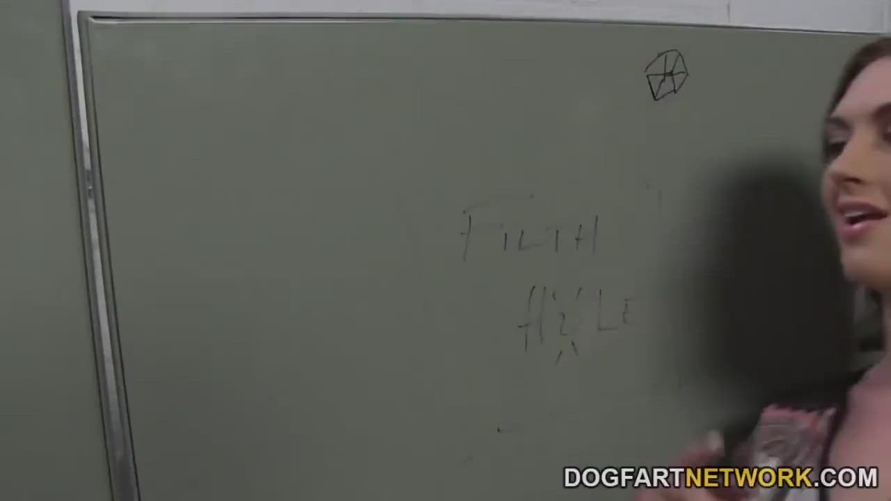 Alana Rains Gets Her Pussy Creampied | Scrolller