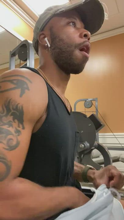 I really need a gym partner | Scrolller