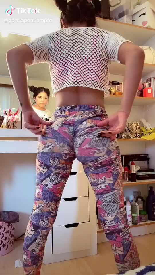 Bubble Butt Mexican Thot | Scrolller