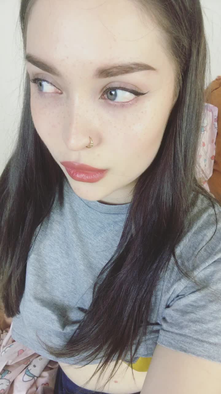 blep 😛 | Scrolller