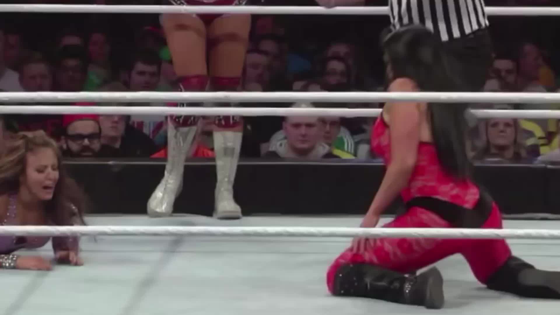 Aksana And Layla | Scrolller