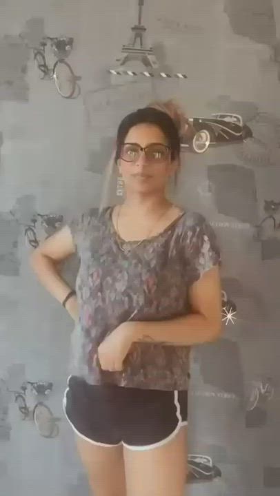 RedGIFs. Who is this? Need id. | Scrolller