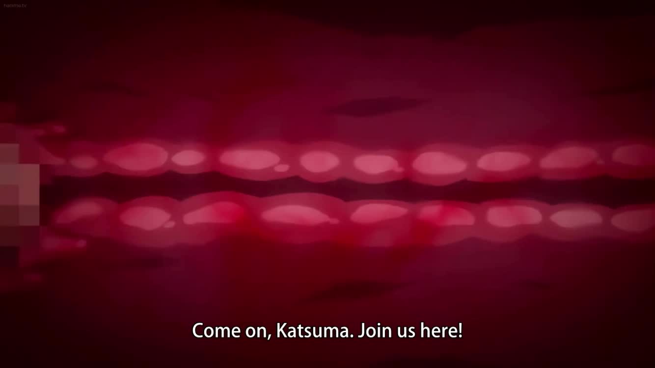 What a lucky lady laying on the bottom | Scrolller