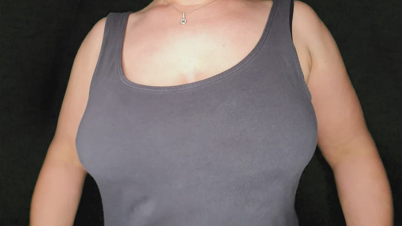 does this count as a reveal even though my boobs are in a (see-thru) bra? | Scrolller