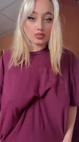 Did I take you by surprise? [OC] | Scrolller