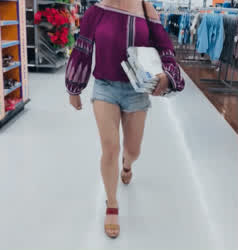 Just doing my shopping | Scrolller