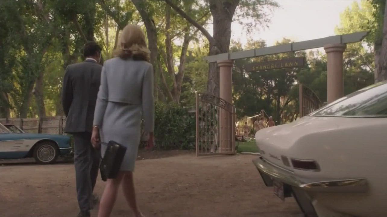 Welcome to Shangri-Lawn (Elise Robertson - Masters of Sex S4E06 (US2016)) (1/2) | Scrolller