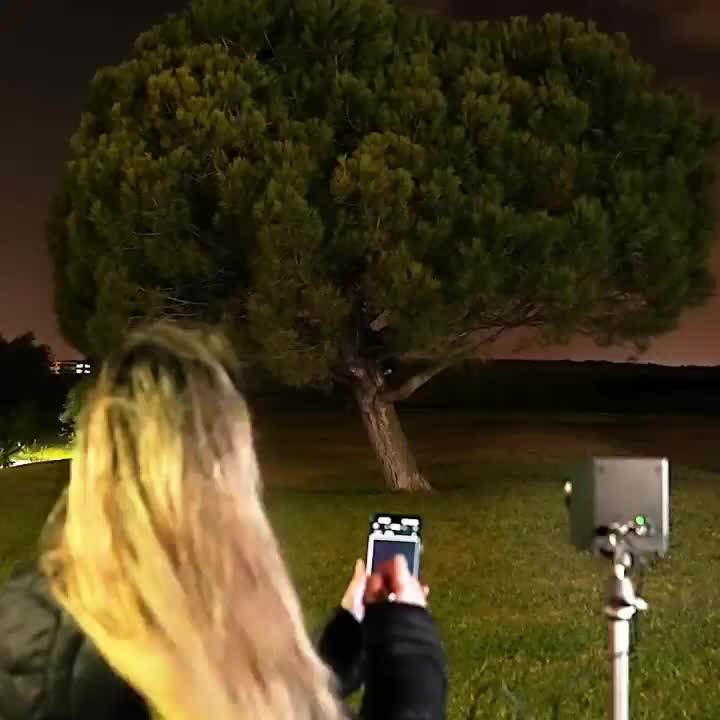 This laser projector connects to your phone | Scrolller