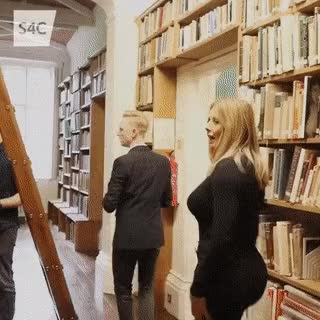 Carol butt in Library | Scrolller