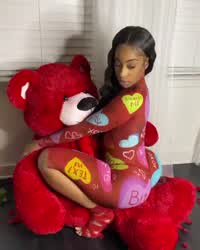 Love to be that teddy bear 🧸 | Scrolller