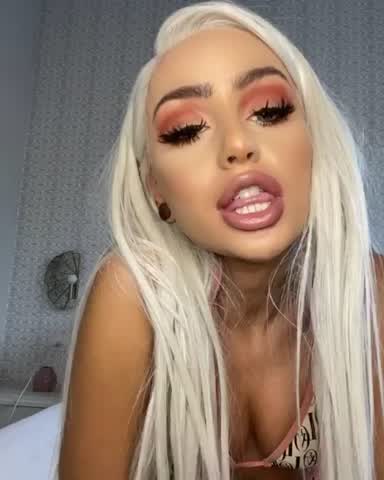 Elissa Alexis (a.k.a. Naomi Woods) showing off her perfect Full Lips & Pink Tongue + borderline ...