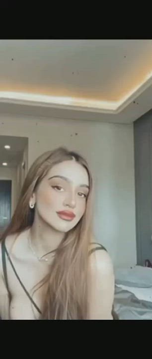 Fatima from Snapchat, Damn | Scrolller