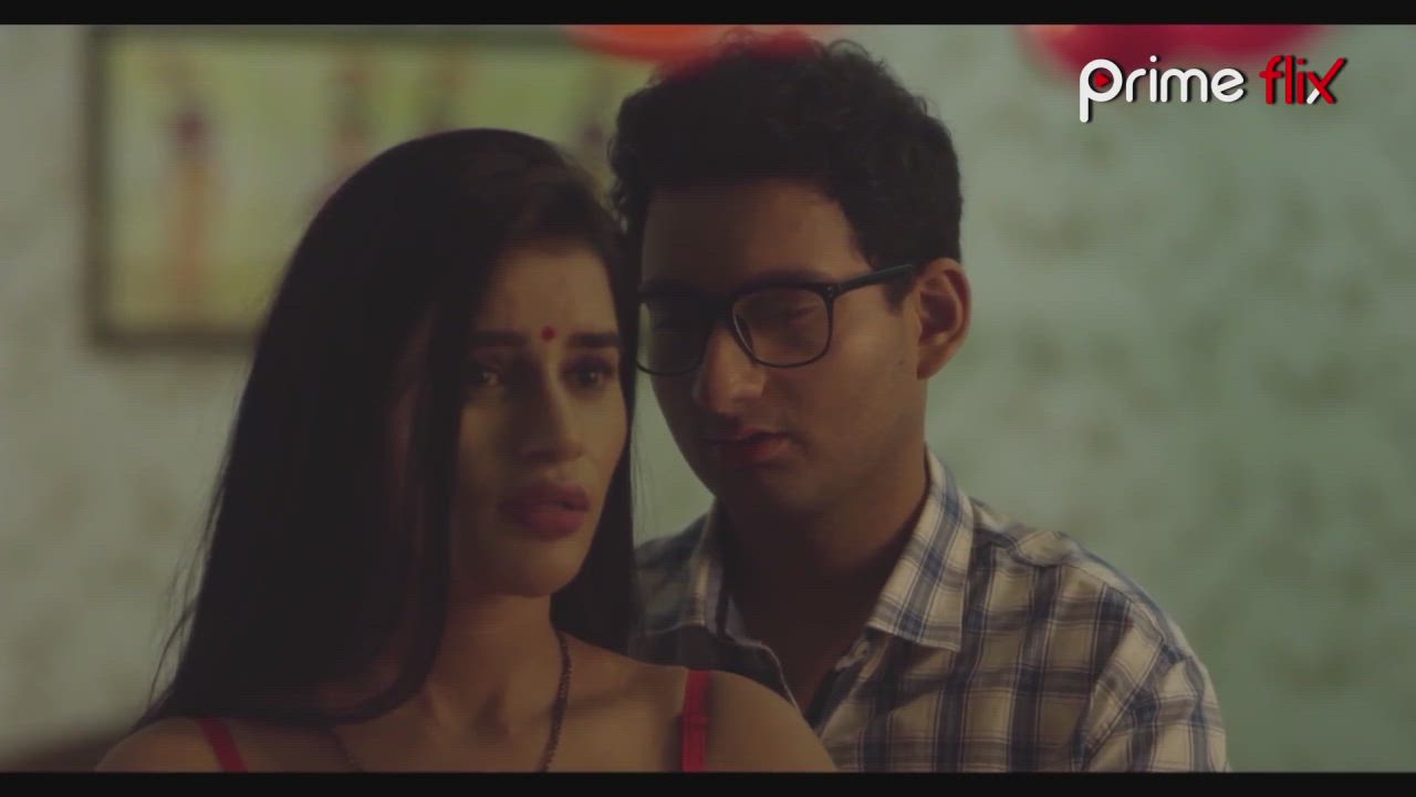 Mokshita Raghav hot scene part2 | Scrolller