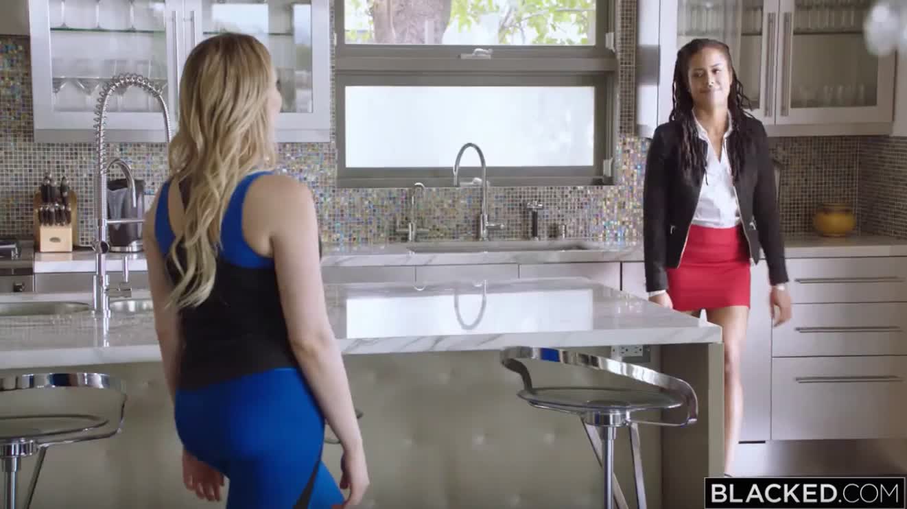 Quick Lick Before Work | Scrolller