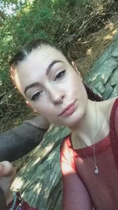 Beautiful woman and a mighty fine big black cock! A match made in heaven! | Scrolller