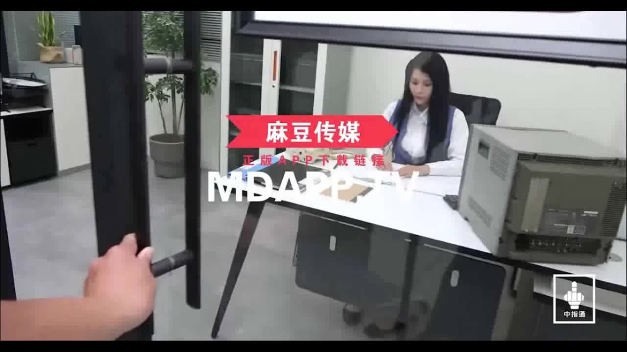 Freeuse operator | Scrolller