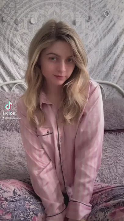 petite bunny with cute tits | Scrolller