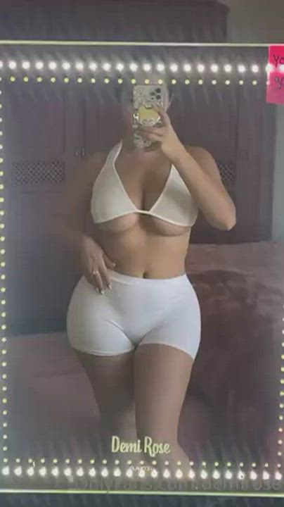 DEMI is HOT 👇More In The Comment🔥 | Scrolller