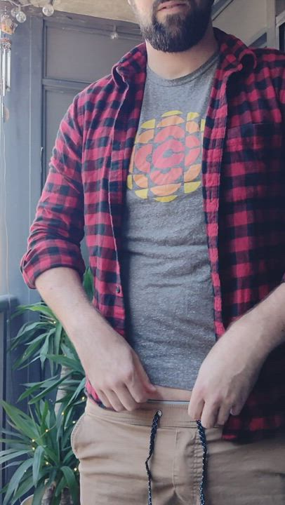 Wrap your lips around daddy's foreskin | Scrolller