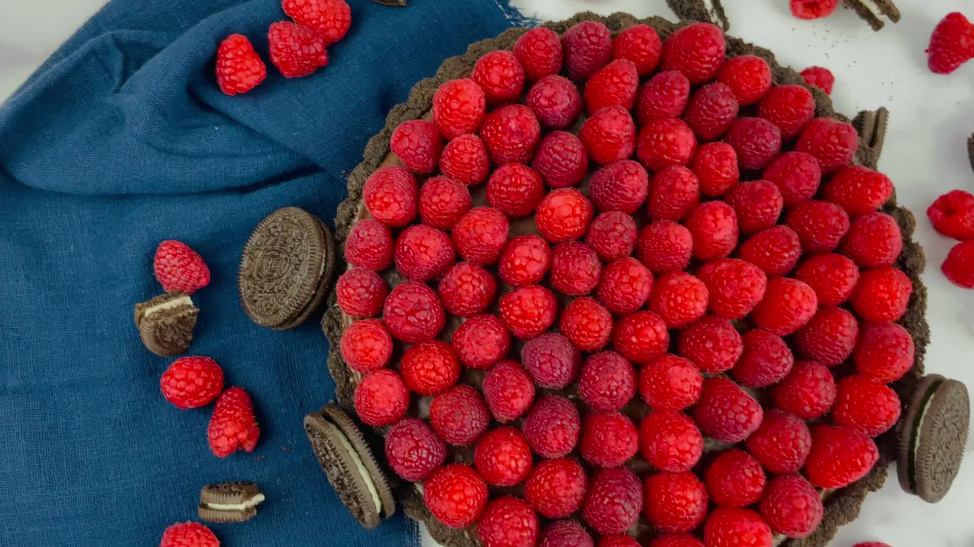 Raspberry Chocolate Tart | Scrolller