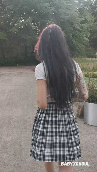 First Time Flashing My Tiddies In Public 🤭 Scrolller