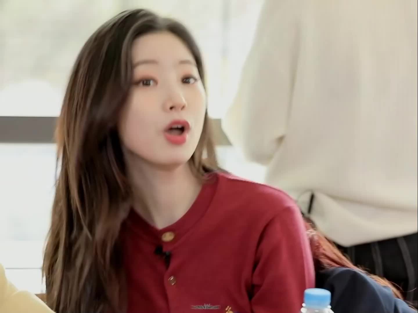 Dahyun - red sweater, aegyo | Scrolller