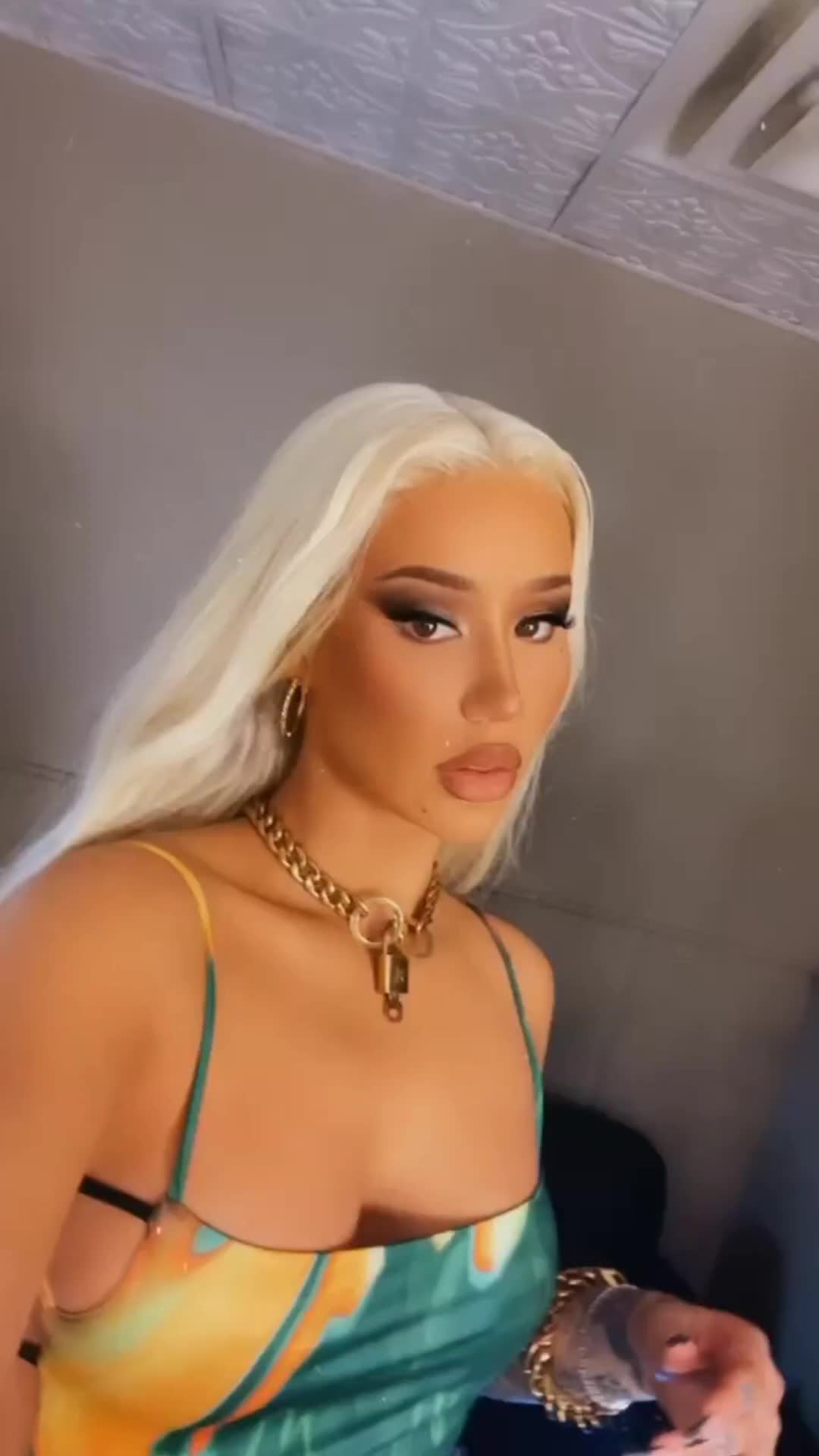 Iggy Azalea is such a bad bitch | Scrolller