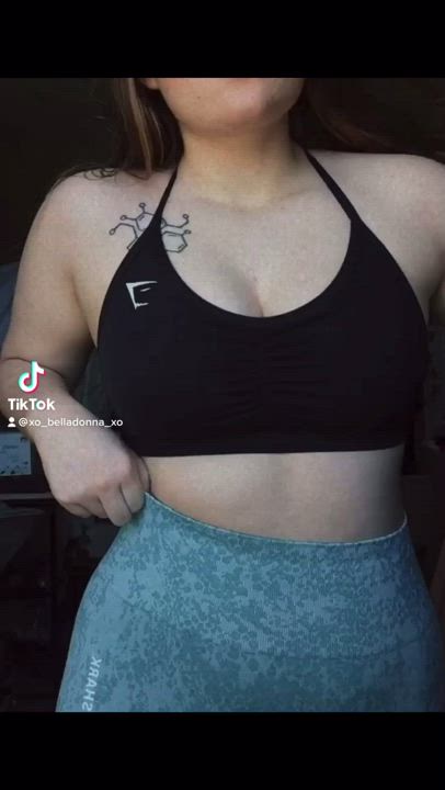 Choose 10 pics & 7 vids challenge but it gets more NSFW the more you watch | Scrolller