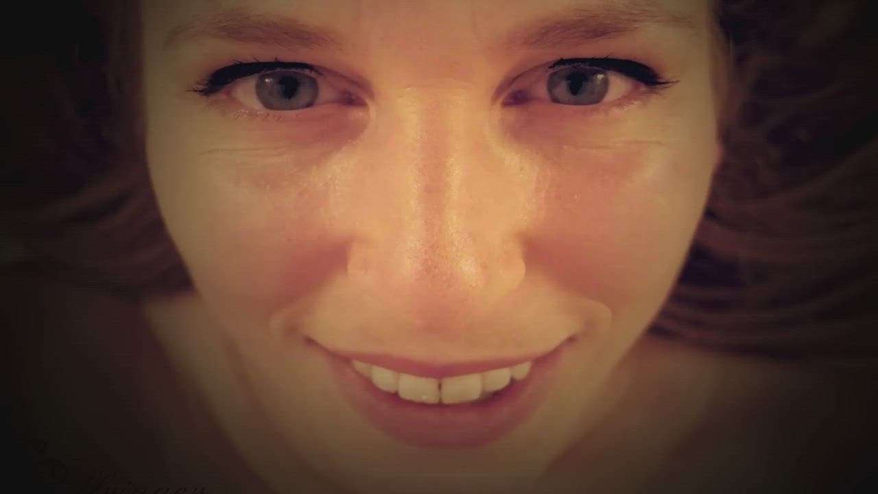 Mom's afterglow is mesmerizing. In this moment, nothing else in the world matters. | Scrolller