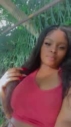 Flashing the neighbors in public 🌴🌴 | Scrolller