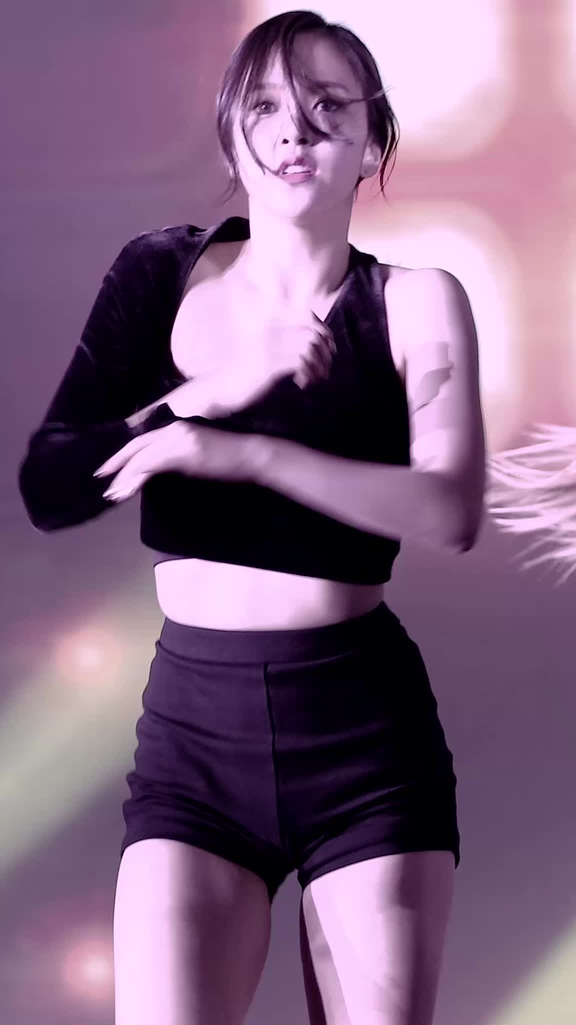 TWICE - Mina [Seizure Warning ] | Scrolller