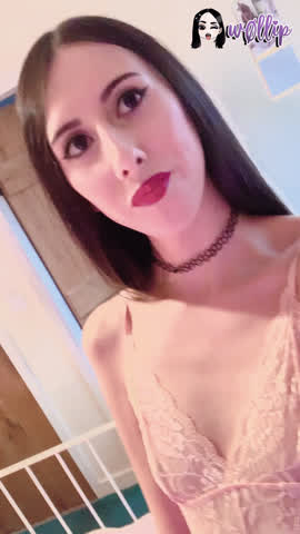 Who wants to drain me first? 💦 | Scrolller