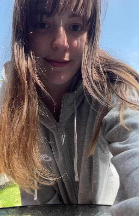 Bouncing titties in the sun 😋 | Scrolller