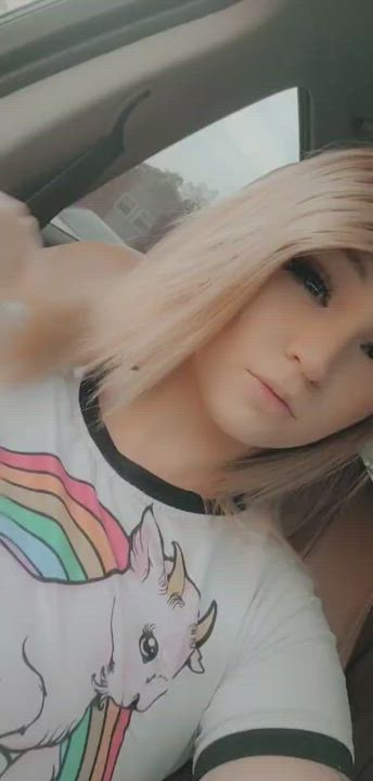 Just a little flashing in my car 🥰 | Scrolller