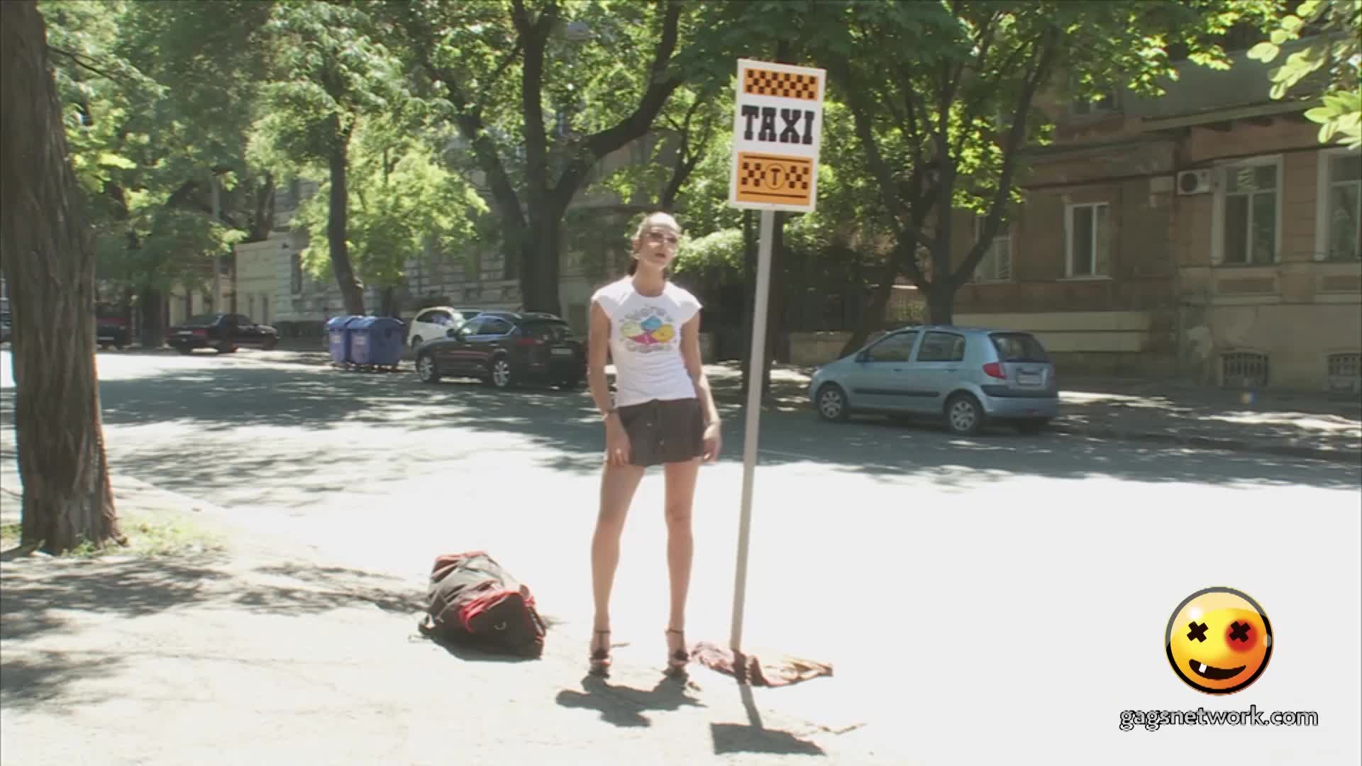 Sexy Taxi Prank | Scrolller