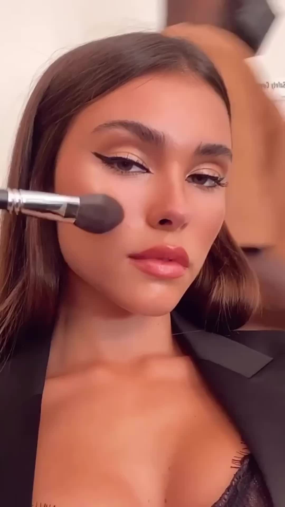 Tease for Victoria’s Secret 2 | Scrolller