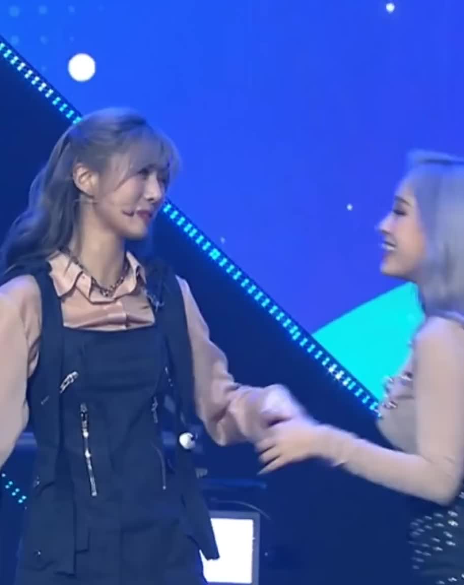 Dreamcatcher - Gahyeon | Scrolller