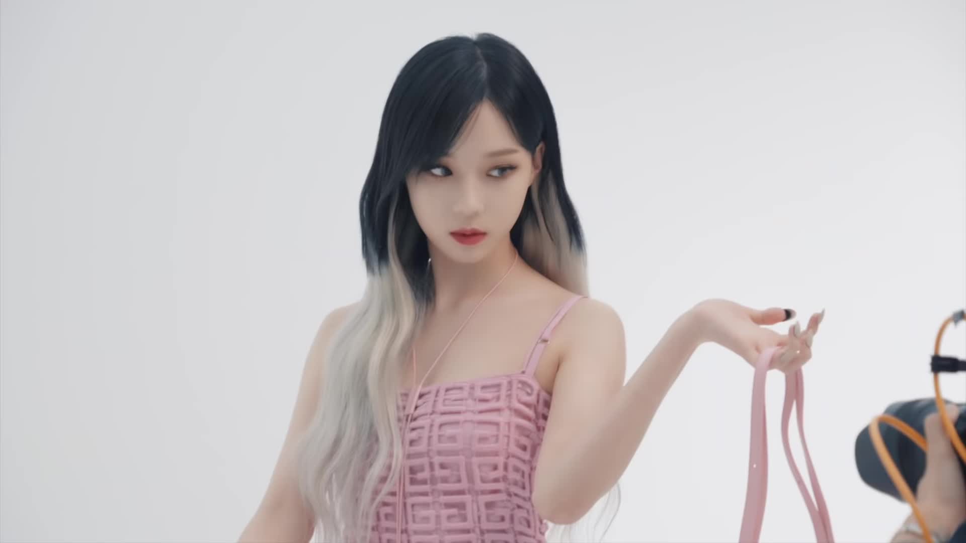 Aespa Winter's cute little boobs! | Scrolller