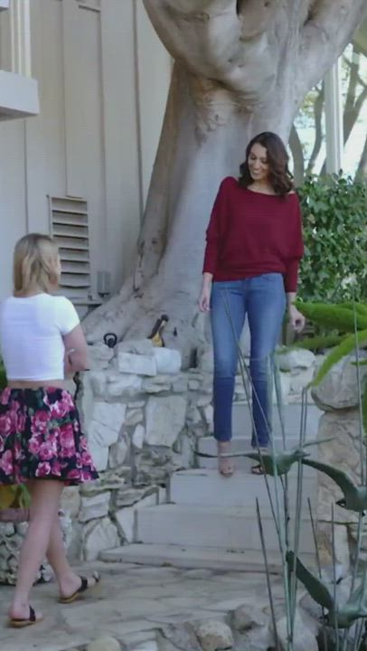 Size Difference | Scrolller