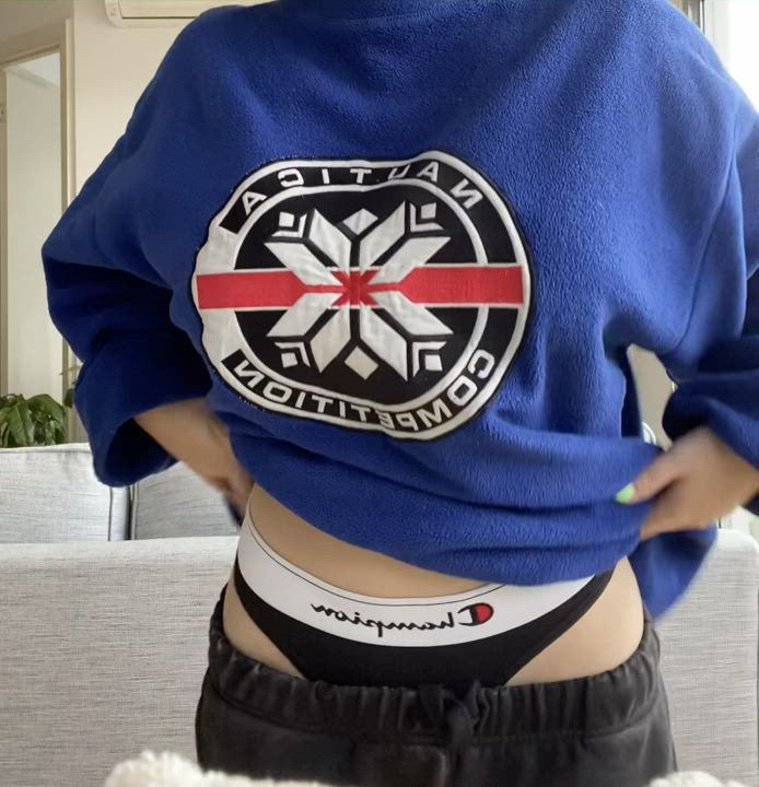 95 pound 5’1 slut | Scrolller