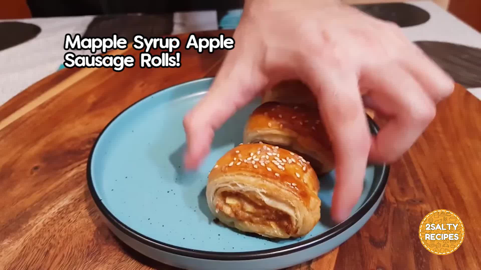 Maple Syrup Apple Sausage Roll Recipe | Scrolller