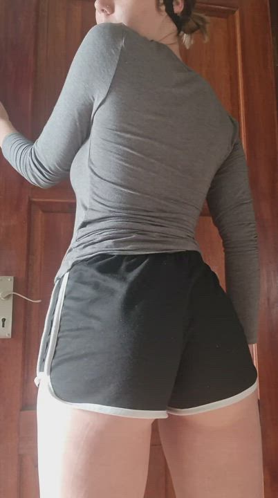 Link to my onlyfans below. Interactive with fans. Sexy Aouth african accent that would be music ...