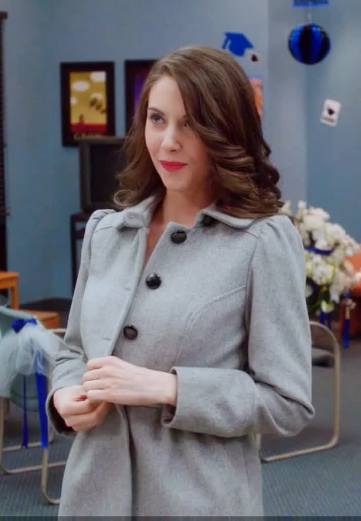 Alison Brie as Evil Annie Edison | Scrolller